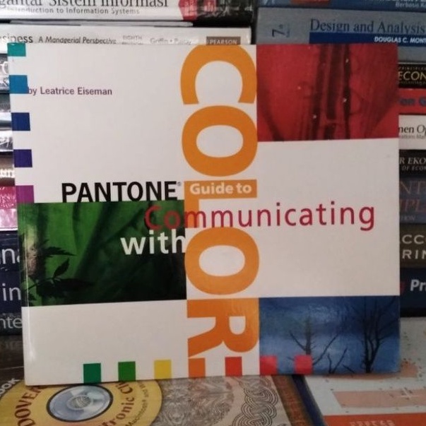Pantone Guide to Communicating with COLOR by Leatrice Eiseman | Shopee ...