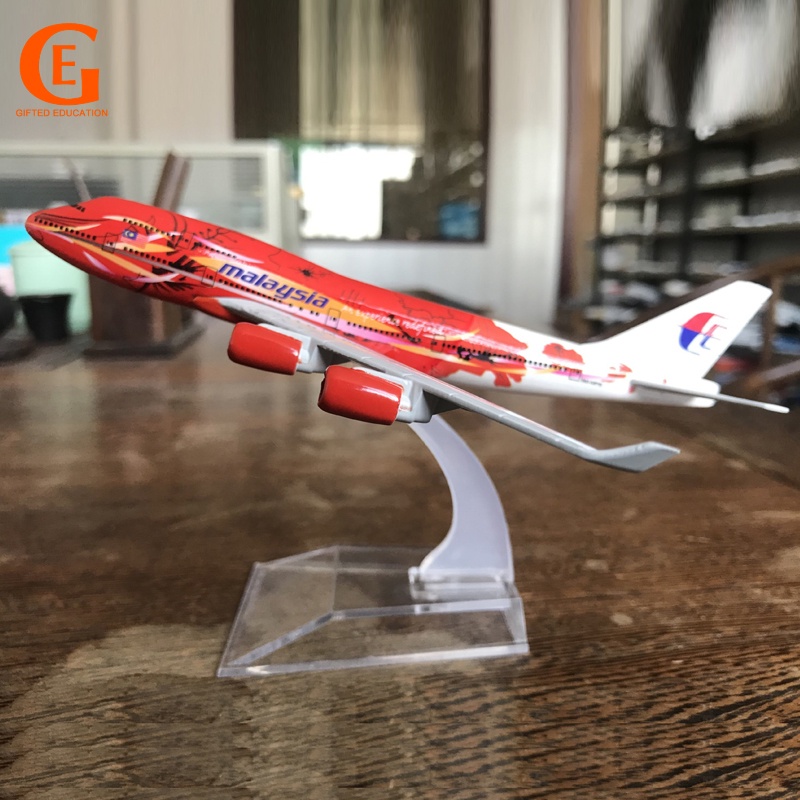 Malaysia Airlines Hibiscus Flower Boeing 747 Aircraft Model Diecast ...