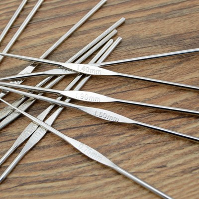 (READY STOCK) Small Crochet Hooks For Lace Yarn Iron Handle Knitting ...