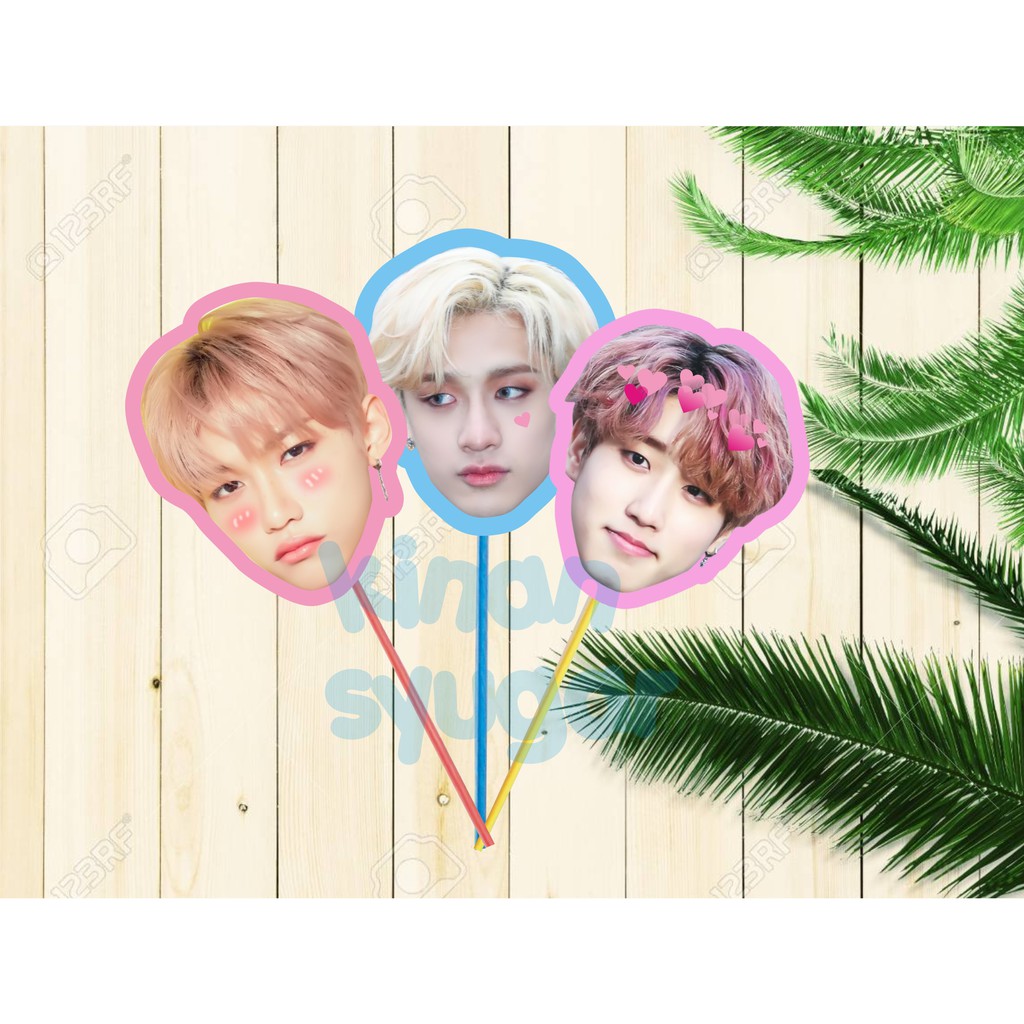 Handfan kpop/handfan STRAY KIDS/ STRAY KIDS Fan/STRAY KIDS | Shopee ...