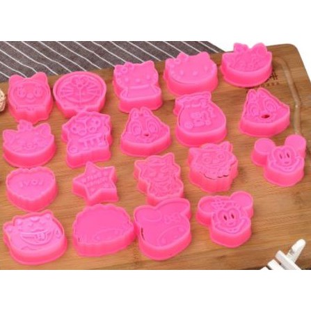 3D cute cartoon Acuan Biskuit cookies cutter biscuit mould sandwich ...