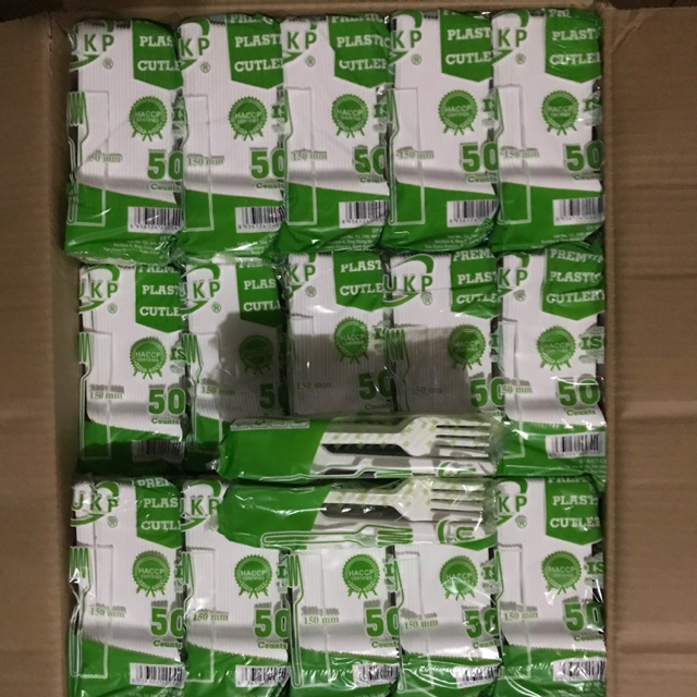 50 plastic plates (1 pack) | Shopee Singapore