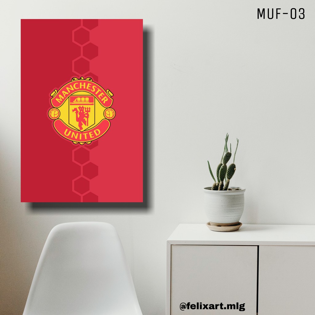 Manchester United FC Sporty Wall Decor Football Wooden Poster Wall ...