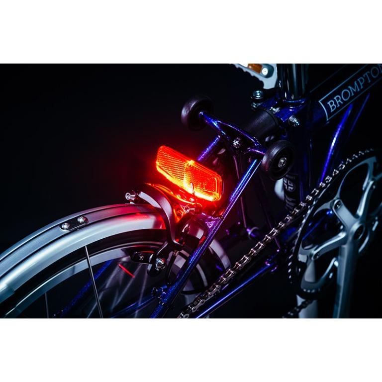 Brompton Spanninga Solo battery powered LED rear light | Shopee Singapore