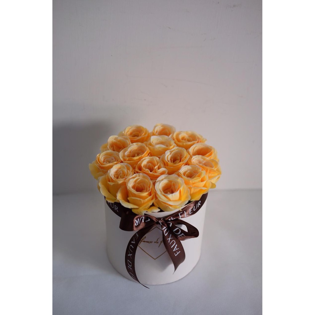 Flower box, Gift box, Graduation box, Birthday Flower box | Shopee ...