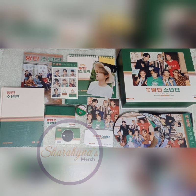 BTS 2021 SEASON'S GREETINGS WALL CALENDAR MEMBER SETS (TINGI) | Shopee ...