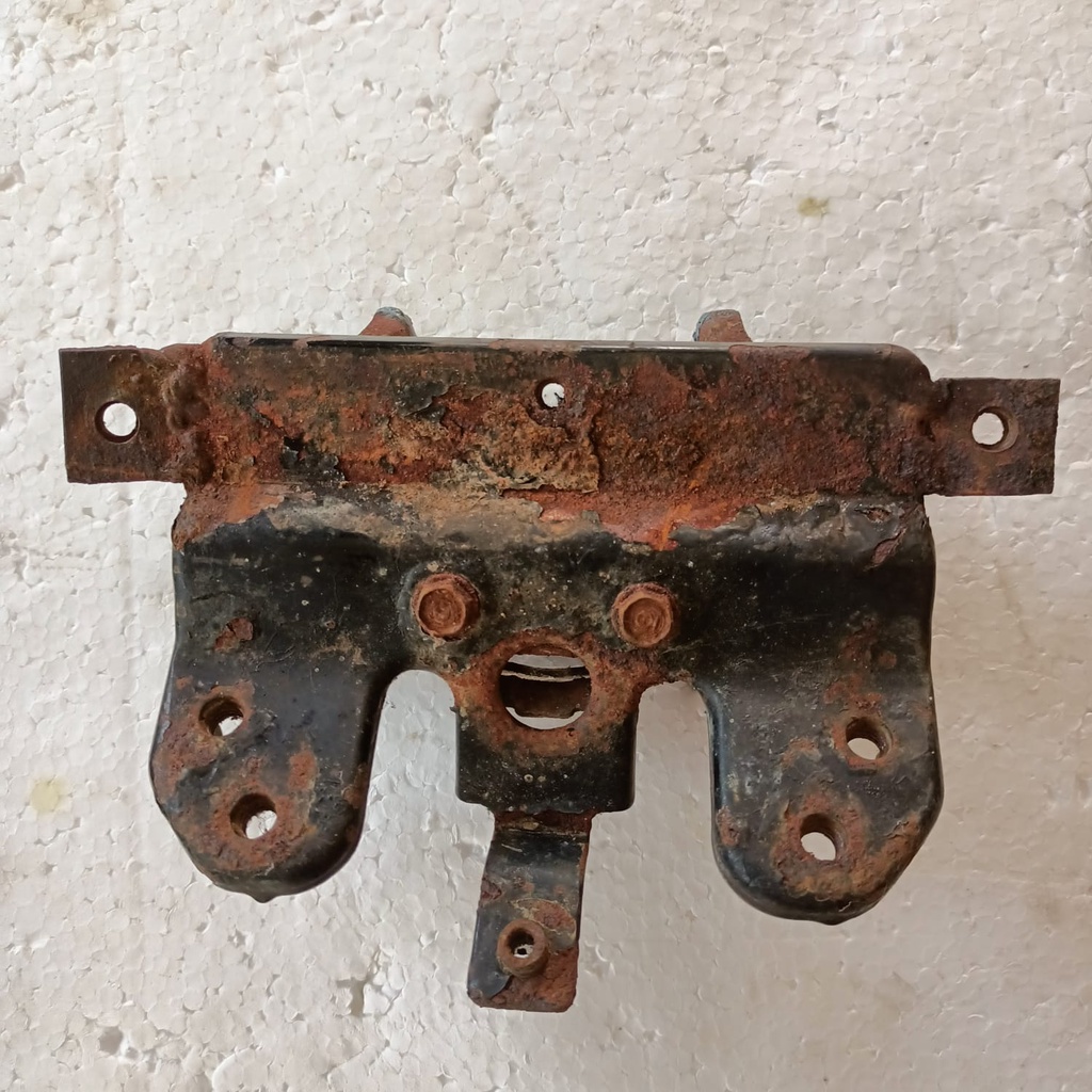 Honda Astrea Grand Bulus 91 92 Original rear stirrup pangkon mounting ...