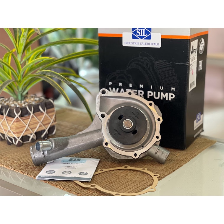 WaterPumpW124 W201 W123 190E | M102 Engine Mercedes-Benz W201 W123 W124 ...