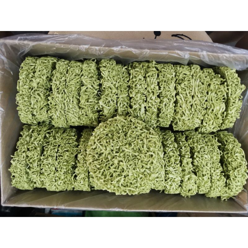 百年巧味 菠菜面 (6pcs) QIAO WEI BO CAI MIAN SPANISH NOODLE MEE | Shopee Singapore