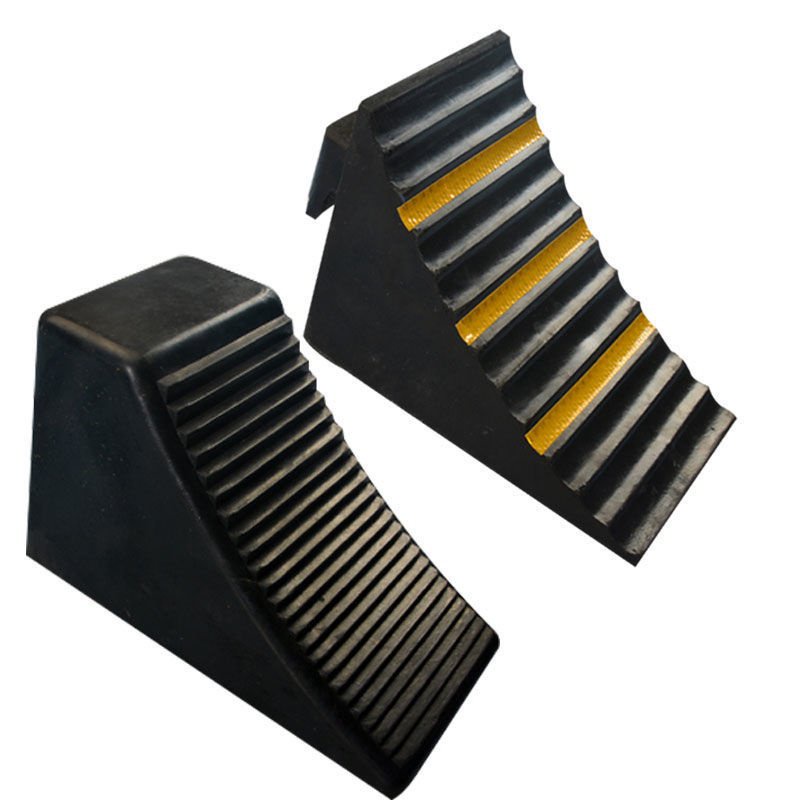 Portable Car Retainer Rubber Triangle Size Truck Tire Slipping Stopper ...