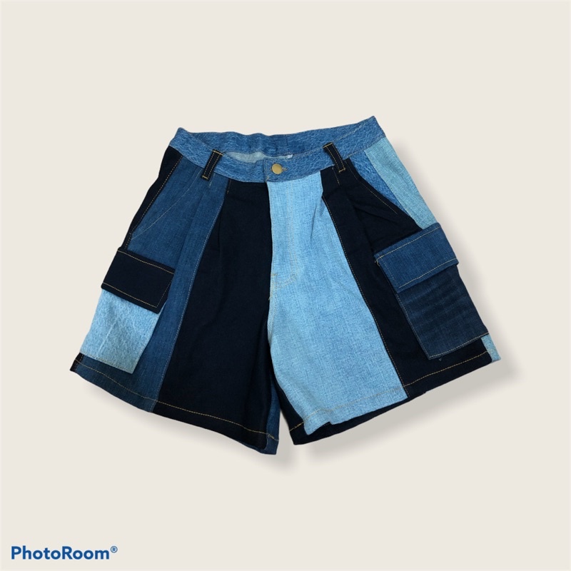 Yans Shorts With Remake Fabric Mechanic Shape With Side Pockets ...
