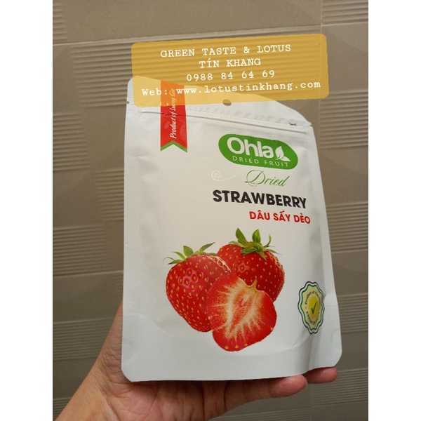 Ohla Dried Strawberries are delicious fruit snacks rich in Vitamins ...