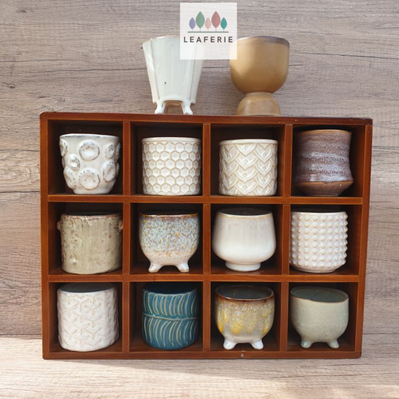 The Leaferie Petit Pots (Series 3) small plant pots. flowerpot . flower ...