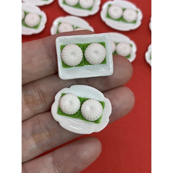 Handmade Miniature Tutu Kueh, Putu piring or kuih tutu, round-shaped ...