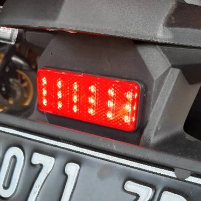 MATA Cat's eye lights Brake lights Rear lights Brake lights Nmax Xmax ...