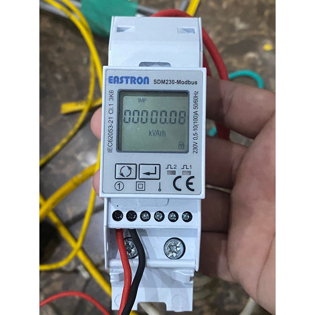 Load-holding device for solar power distribution. Modbus RS485 Eastron ...