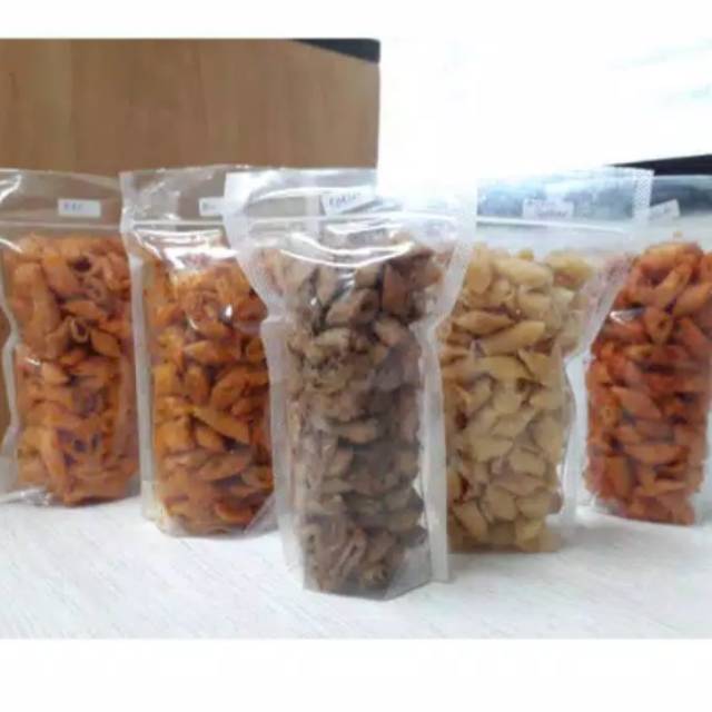 Lumpia Skin Chips / Fried Step 100gr Packaging | keripik kulit lumpia ...
