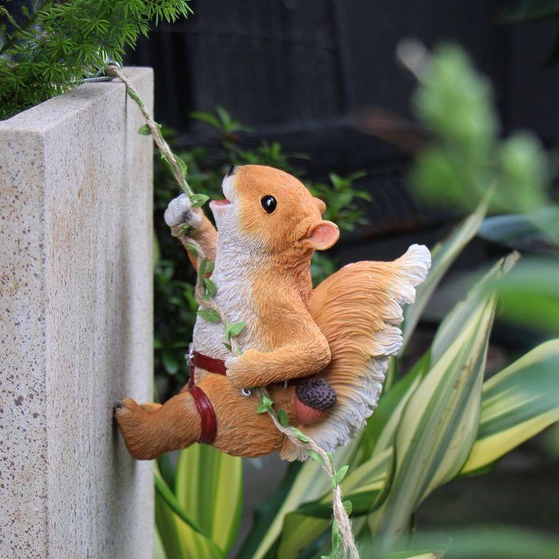 Cute Little Squirrel Wall Hanging Ornaments Courtyard Outdoor Balcony ...