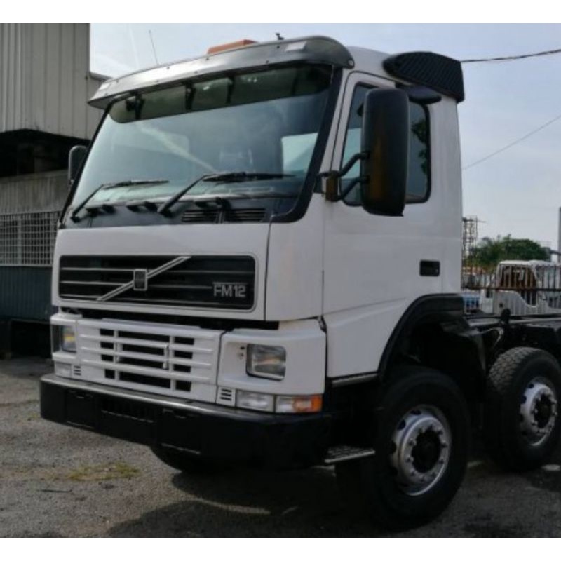 FZ Volvo FM10 FM12 V1 Signal Lamp Assy / Parking Lamp Assy | Shopee ...