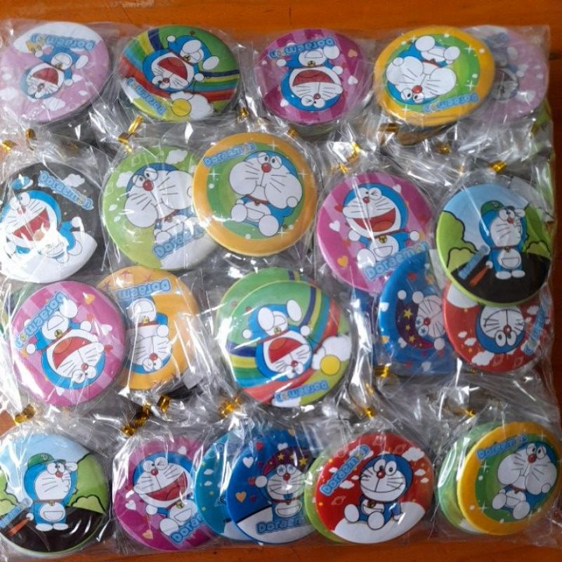 Fill 100 doraemon Tin Pins doraemon Tin Brooches || Wedding souvenirs ...