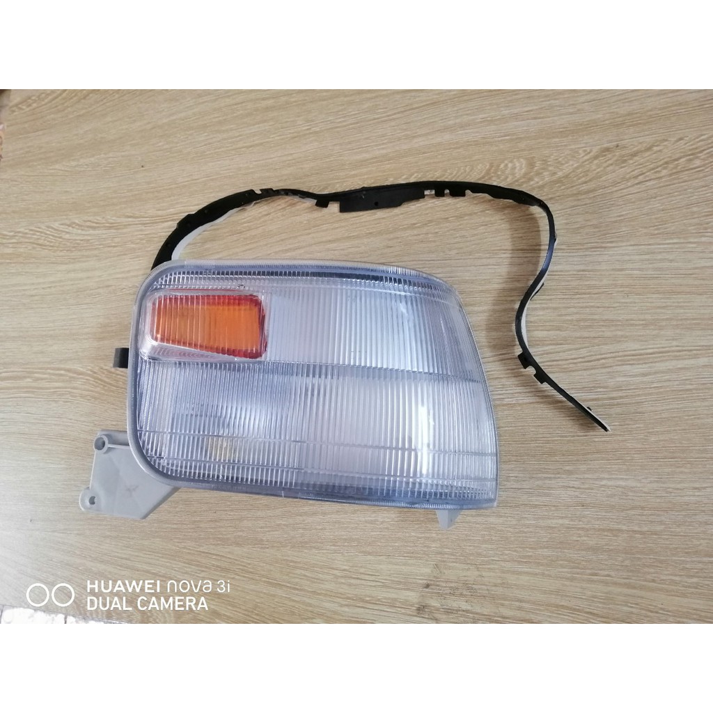 Mitsubishi L300 turn signal light | Shopee Singapore