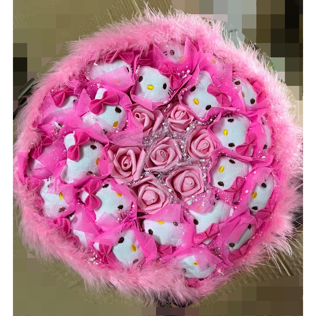 Hello Kitty Doll Roses Bouquet ( Circumference Approximately 35 X 35 ...