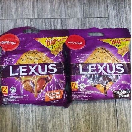 Lexus munchys CHOCOLATE sandwich biscuits / PEANUT big value 11 sachets ...