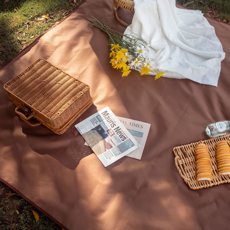 Waterproof and Moisture-proof Picnic Mat Outdoor Portable Picnic Floor ...