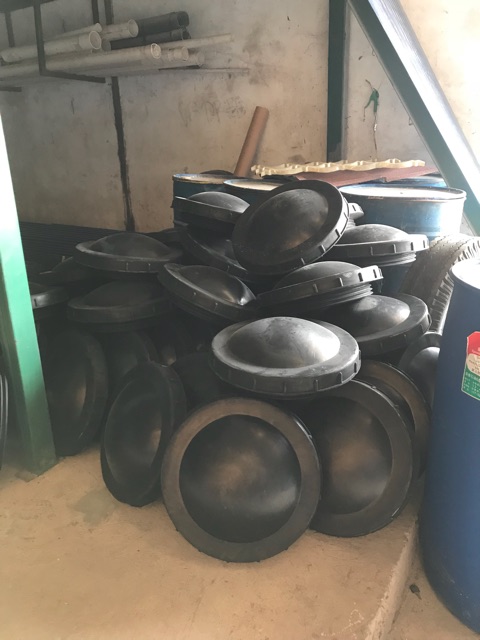 Old Model Penguin Toren Cover / Penguin Tank Cover 300 Liter - 1300 L ...