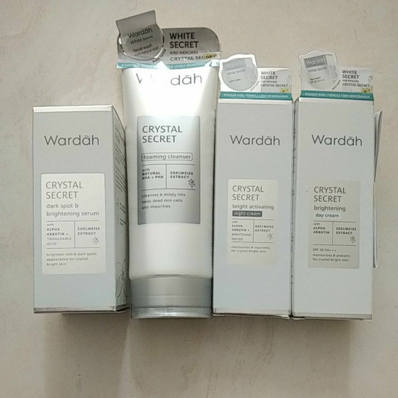 WARDAH CRYSTAL SECRET PACKAGE OF 4 (Paseo Tissue Gift) | Shopee Singapore