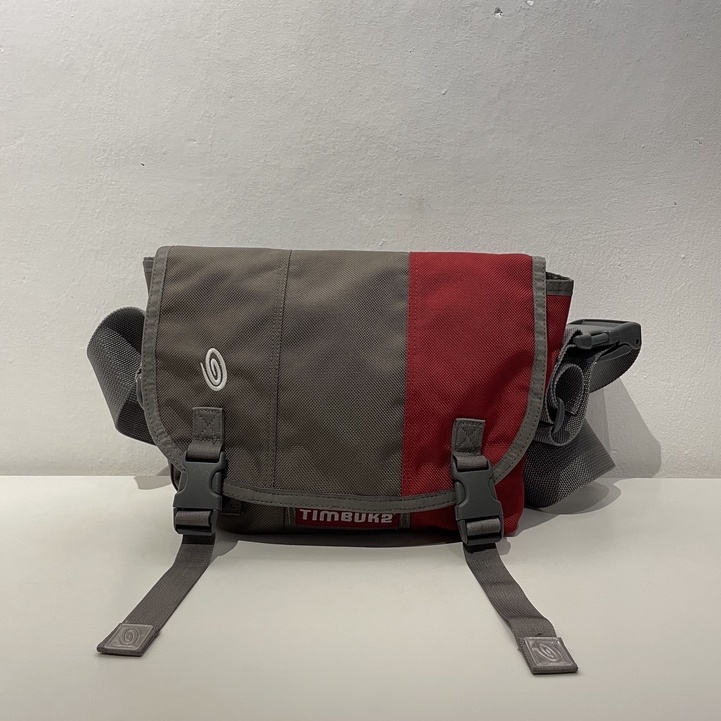 (USED) TIMBUK2 CLASSIC MESSENGER BAG SIZE (XS) | Shopee Singapore