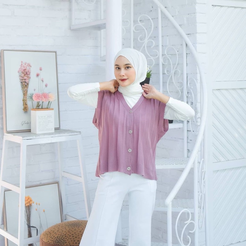 Rompi KANCING VEST Korean RAJUT VEST KANCING OVERSIZE ROMPI | Shopee ...