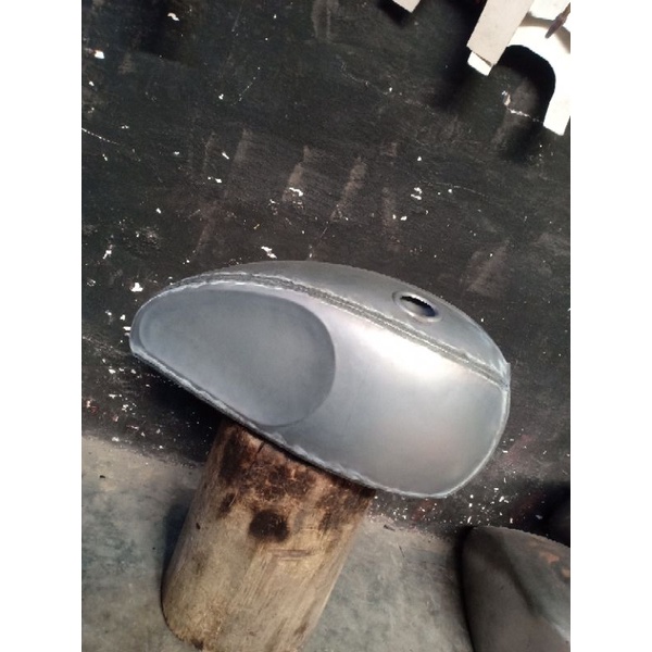 British tank, triumph tank, trayem tank, viral tank, british style ...