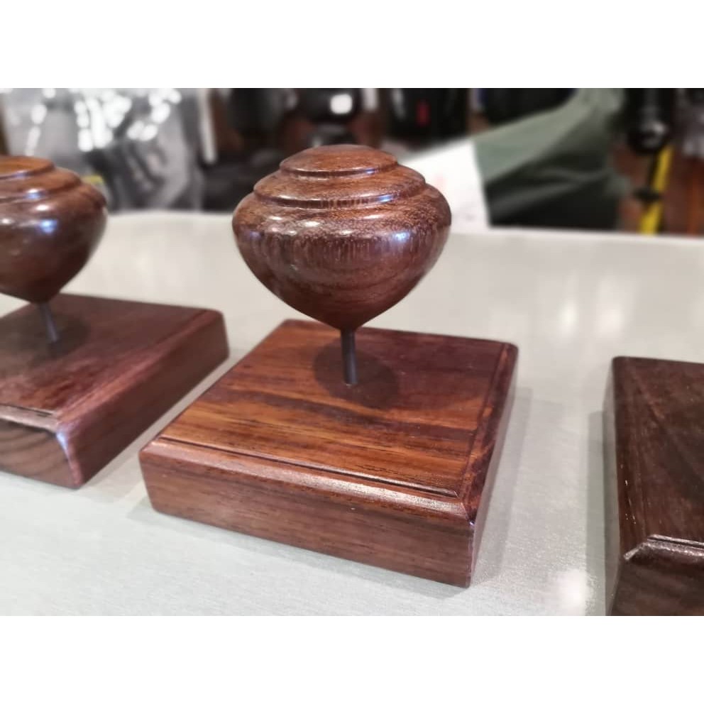 Hand crafting wood Gasing Display for souvenir | Shopee Singapore