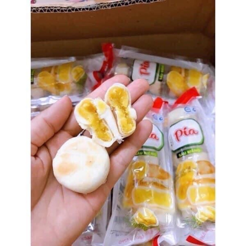 1 Pack Of Delicious mini Soc Trang Pia Cake 100Gr | Shopee Singapore