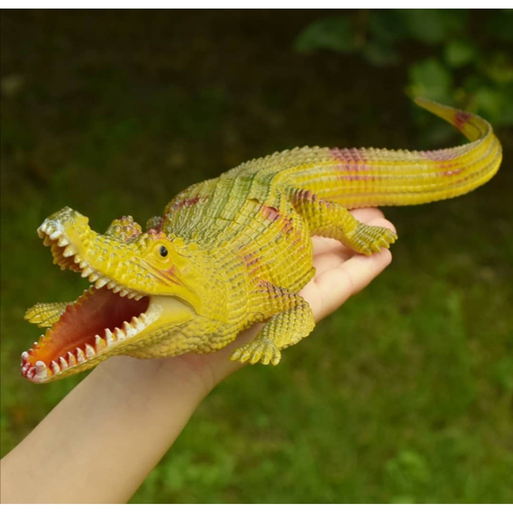 MODEL CROCODILE , ALLIGATOR HARD RUBBER TOYS 30 cm BUAYA GETAH | Shopee ...