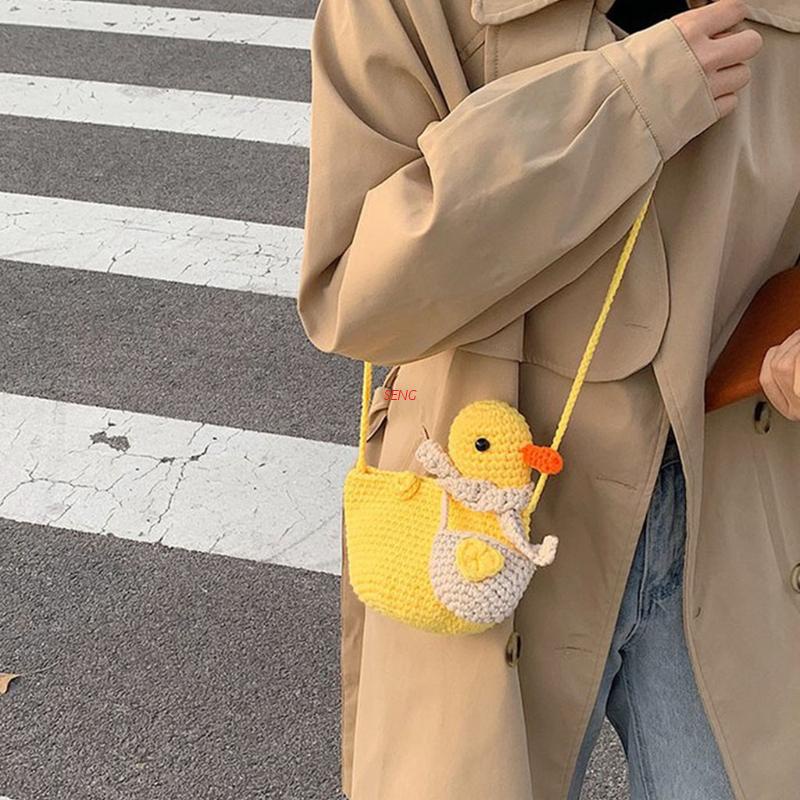 seng Knitted Duck Shoulder Bag Funny Cartoon Crossbody Bag Crochet ...