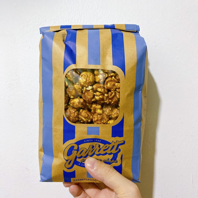 Large Bag Garrett Popcorn Caramel Popcorn Macadamia Caramel Popcorn ...