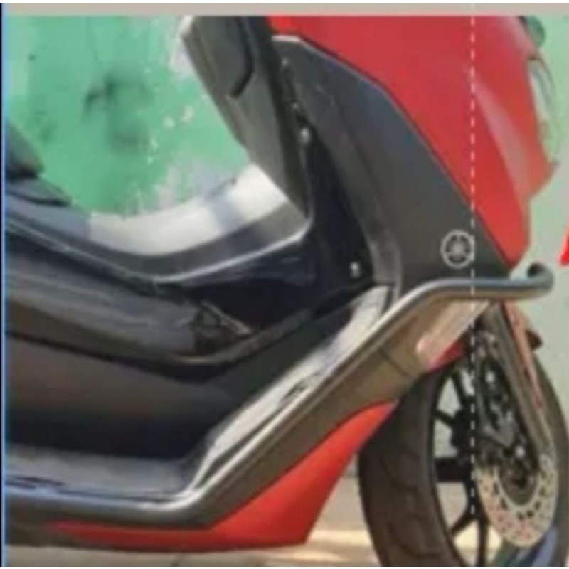 YAMAHA NMAX 2020 V2 CRASH BAR | Shopee Singapore