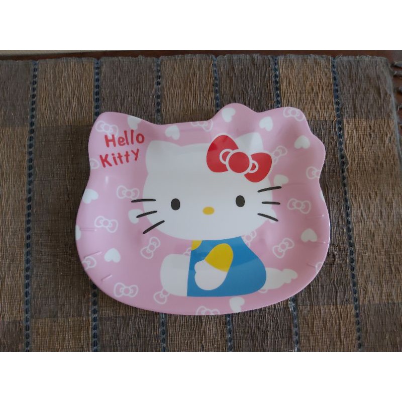 Hello Kitty plate | Shopee Singapore