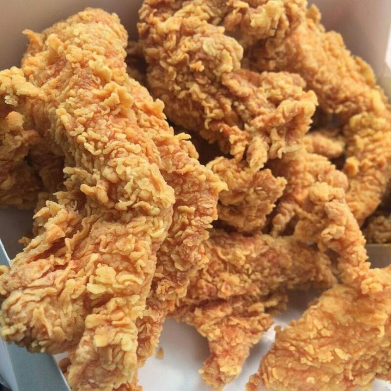Snacks CEUROMLAH Crispy Bandung Chicken Skin 200gr | Shopee Singapore
