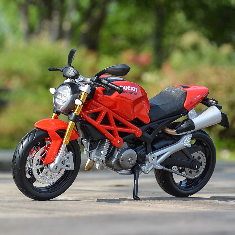 Maisto 1:12 Ducati Monster 696 Red Static Die Cast Vehicles Collectible ...