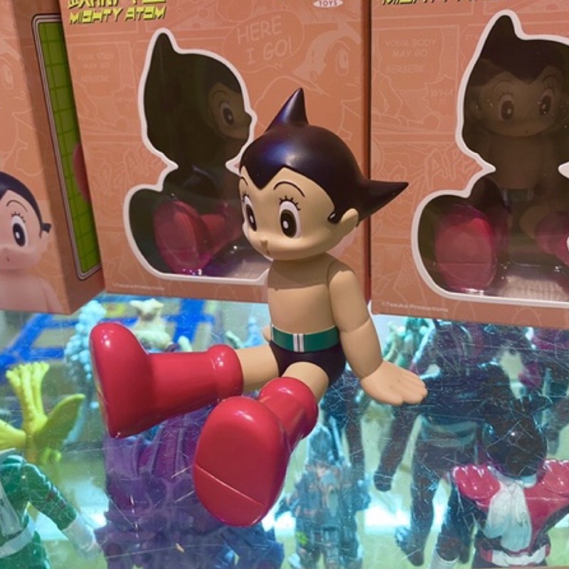 Osi Toys A Batch Of Seated Atomic Little King Kong astro boy Taiwan ...