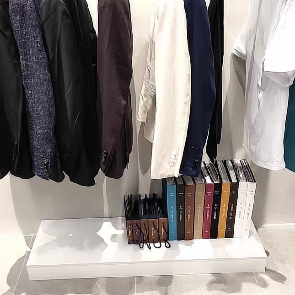 Clothing Store Display Stand Deck Customized Clothing Store Rectangular ...