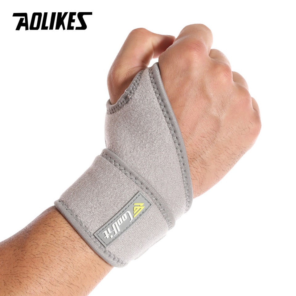 Wrist Guard Band Brace Support Carpal Tunnel Sprains Strain Gym Strap ...