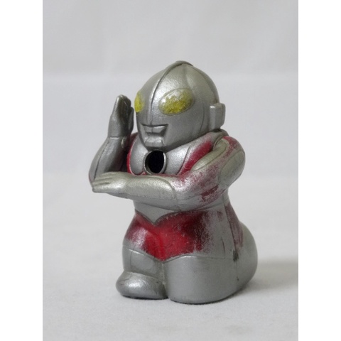 Ultraman mini Figure Choro Jyu Takara Friction Sparking Hero Monster ...