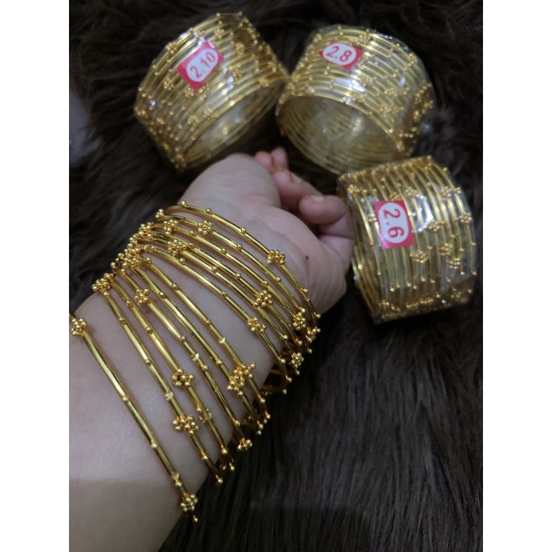 Indian bracelet, contents 12 (thick material, not easily bent) | Shopee ...
