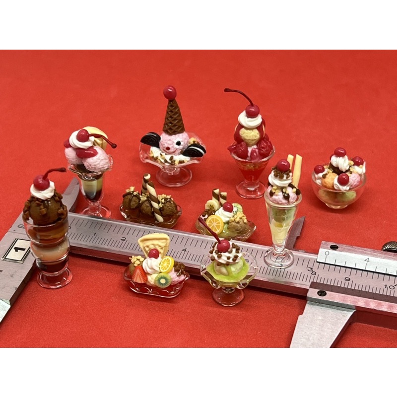 Handmade Miniature Dollhouse Ice cream, Ice cream sundae, banana split ...