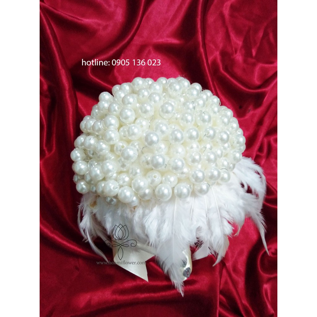 Hand-hand WEDDING BOUQUET FOR THE BRIDE WITH BEADS AND PEARLS WITH ...