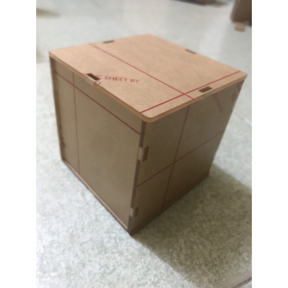 Dust-proof transparent Mica box. Product display box | Shopee Singapore